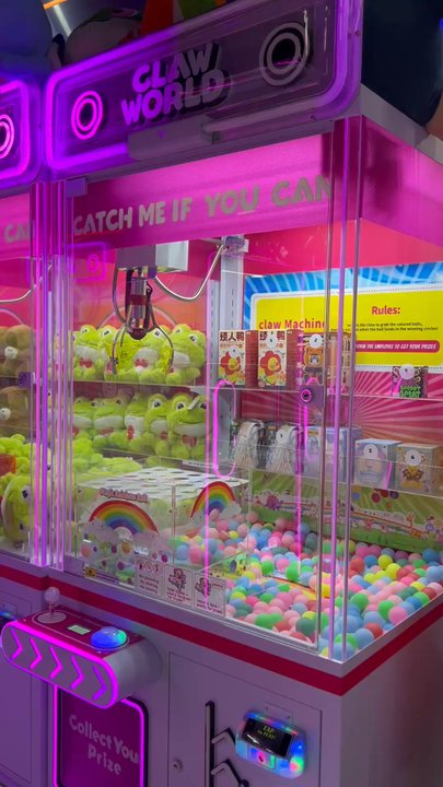 CLAW WORLD - Updated June 2026 - 141 Photos & 85 Reviews - 4631 Spring ...
