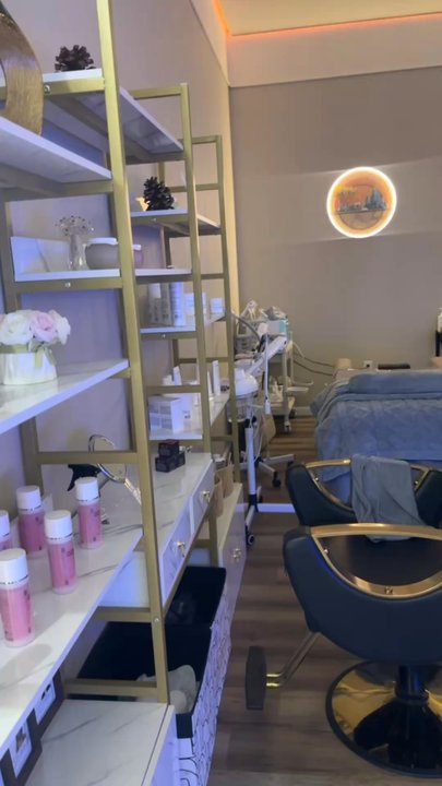 VIVIAN HEAD SPA & WELLNESS - Updated December 2025 - 46 Photos & 11 Reviews - 9351 Warren Pkwy ...