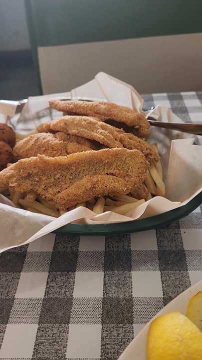 FLYING FISH - CLOSED - Updated October 2025 - 759 Photos & 617 Reviews ...