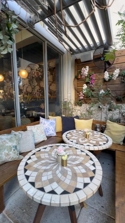 LITTLE HEN - Updated June 2025 - 2821 Photos & 1119 Reviews - 3451 NE ...