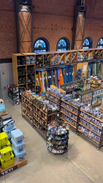 REI - Updated March 2025 - 501 Photos & 523 Reviews - 1416 Platte St ...