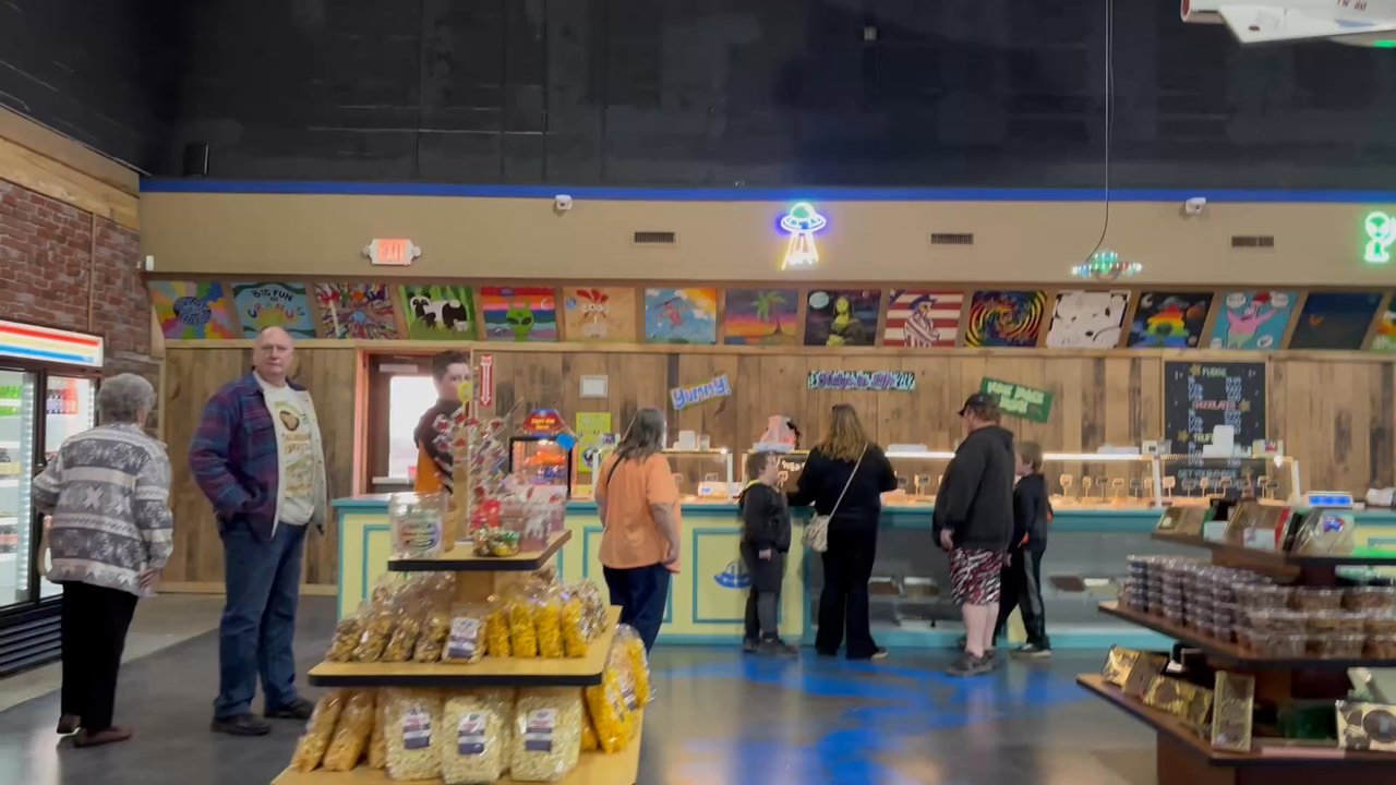 URANUS FUDGE FACTORY - Updated July 2025 - 70 Photos & 11 Reviews ...