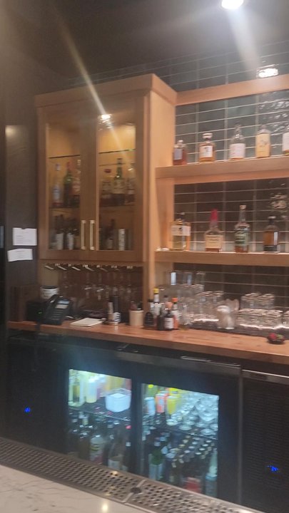 RAWBAR - Updated June 2026 - 349 Photos & 394 Reviews - 346 Broadway St ...