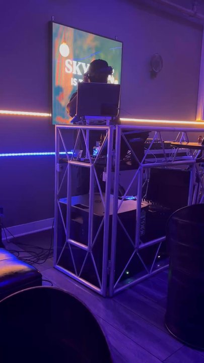 SKYVIBE RESTAURANT AND LOUNGE - Updated October 2025 - 138 Photos & 53 Reviews - 352 Main St ...