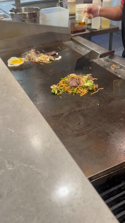 JOY WOK - Updated December 2025 - 35 Photos & 27 Reviews - 8406 Wornall ...