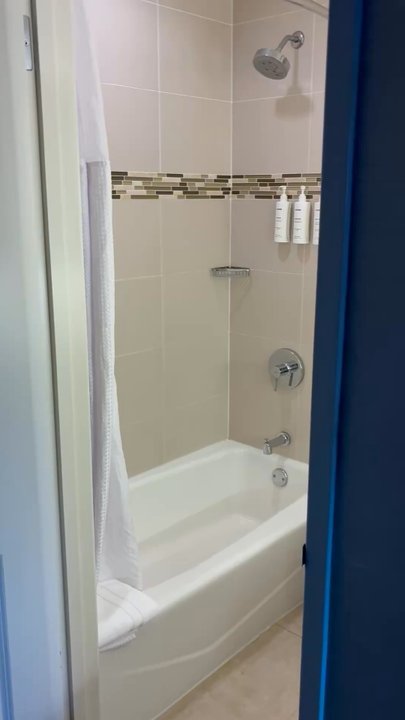 REDONDO BEACH HOTEL, TAPESTRY COLLECTION BY HILTON - Updated January ...