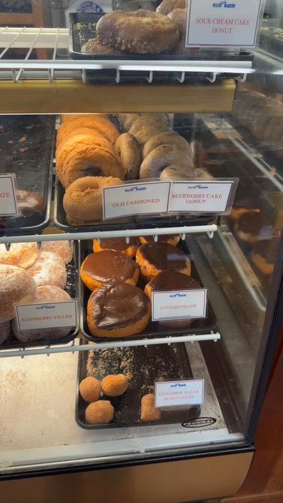 SLUYS POULSBO BAKERY - Updated January 2025 - 1076 Photos & 914 Reviews ...