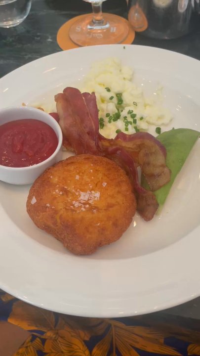 CAFÉ RIGGS - Updated September 2025 - 879 Photos & 331 Reviews - 900 F ...
