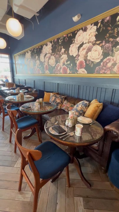 LITTLE HEN - Updated May 2025 - 1462 Photos & 741 Reviews - 4579 Weston ...