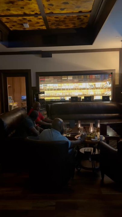 RED PHONE BOOTH - Updated November 2025 - 114 Photos & 64 Reviews ...