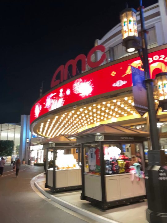 AMC THE GROVE 14 - Updated May 2025 - 216 Photos & 147 Reviews - 189 ...