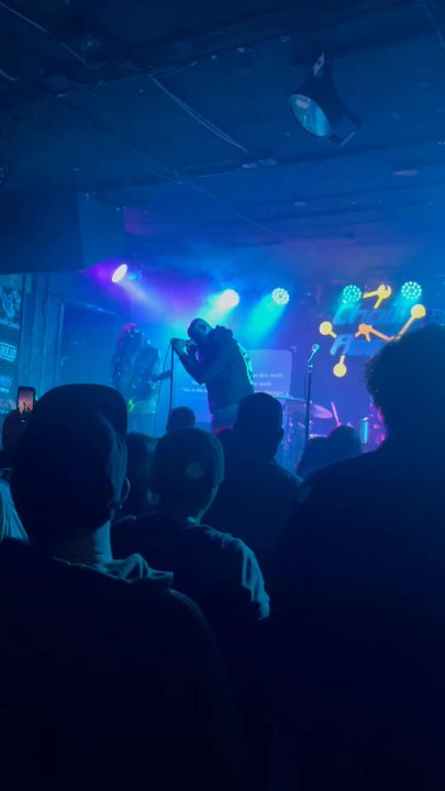 CHAIN REACTION - Updated October 2025 - 172 Photos & 263 Reviews - 1652 ...