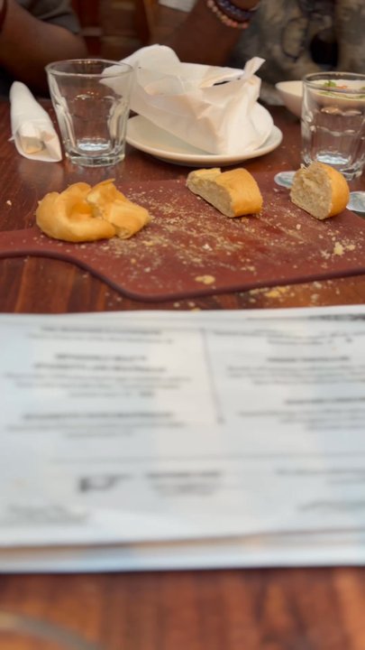 THE OLD SPAGHETTI FACTORY - Updated May 2025 - 688 Photos & 501 Reviews ...