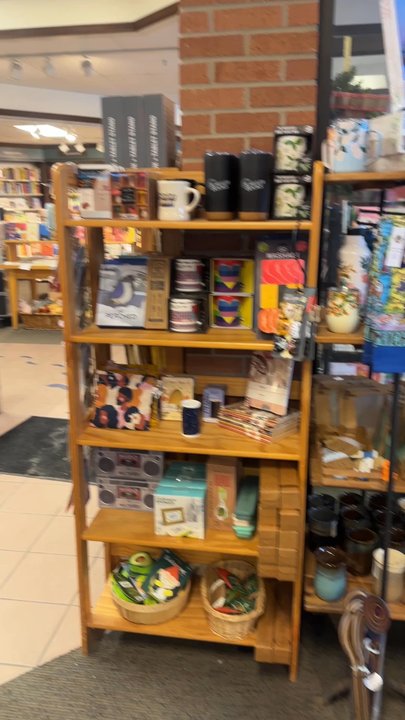 SCHULER BOOKS - Updated May 2026 - 45 Photos & 66 Reviews - 2513 ...