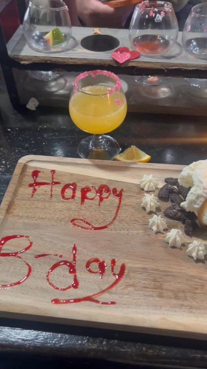 AH HUEVO! - Updated May 2025 - 234 Photos & 131 Reviews - 101 E Glenn ...