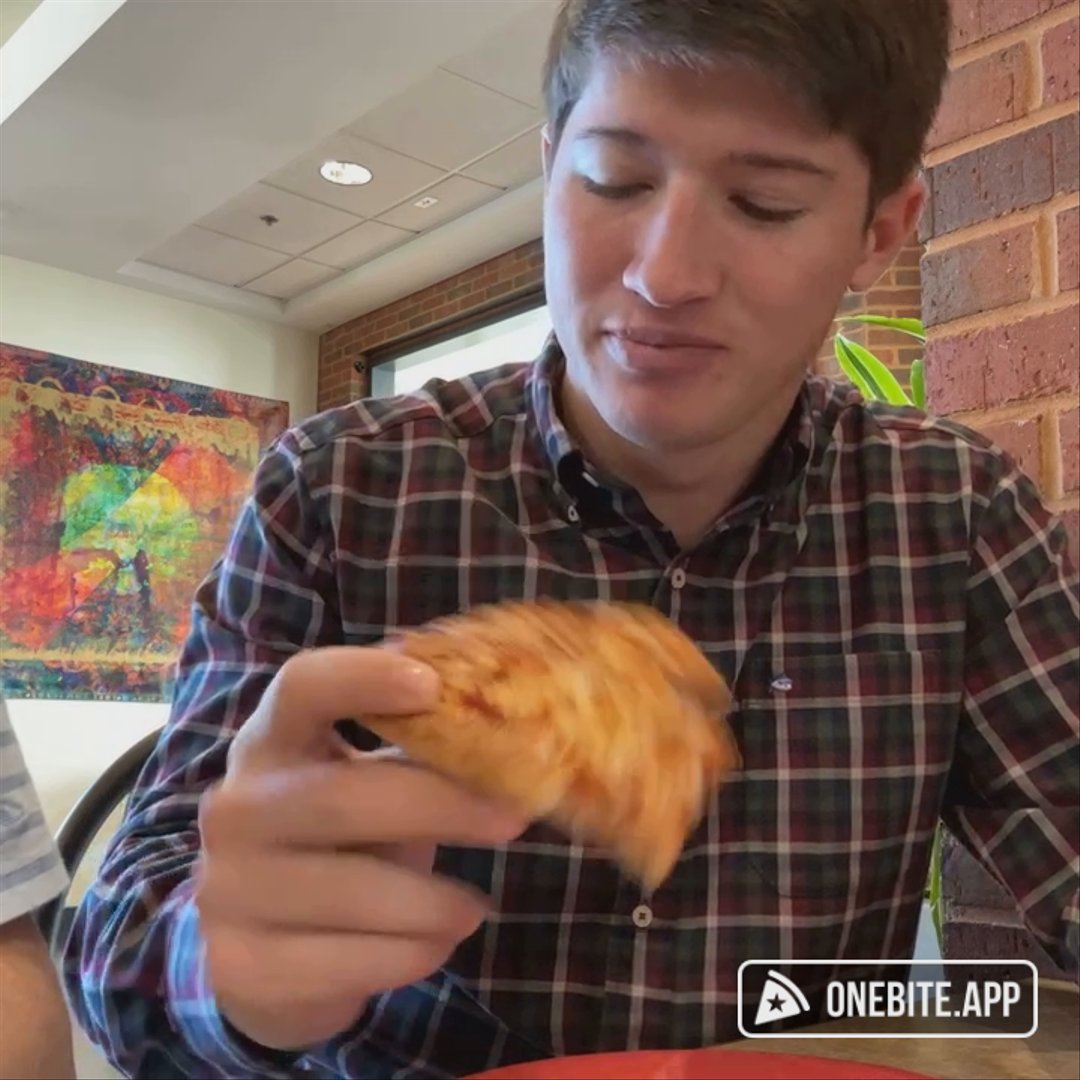 Mitchellbartons Pizza Review At Bulldawg Pizza One Bite