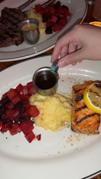 FOX ON JOHN - Updated May 2025 - 459 Photos & 214 Reviews - 106 John St ...