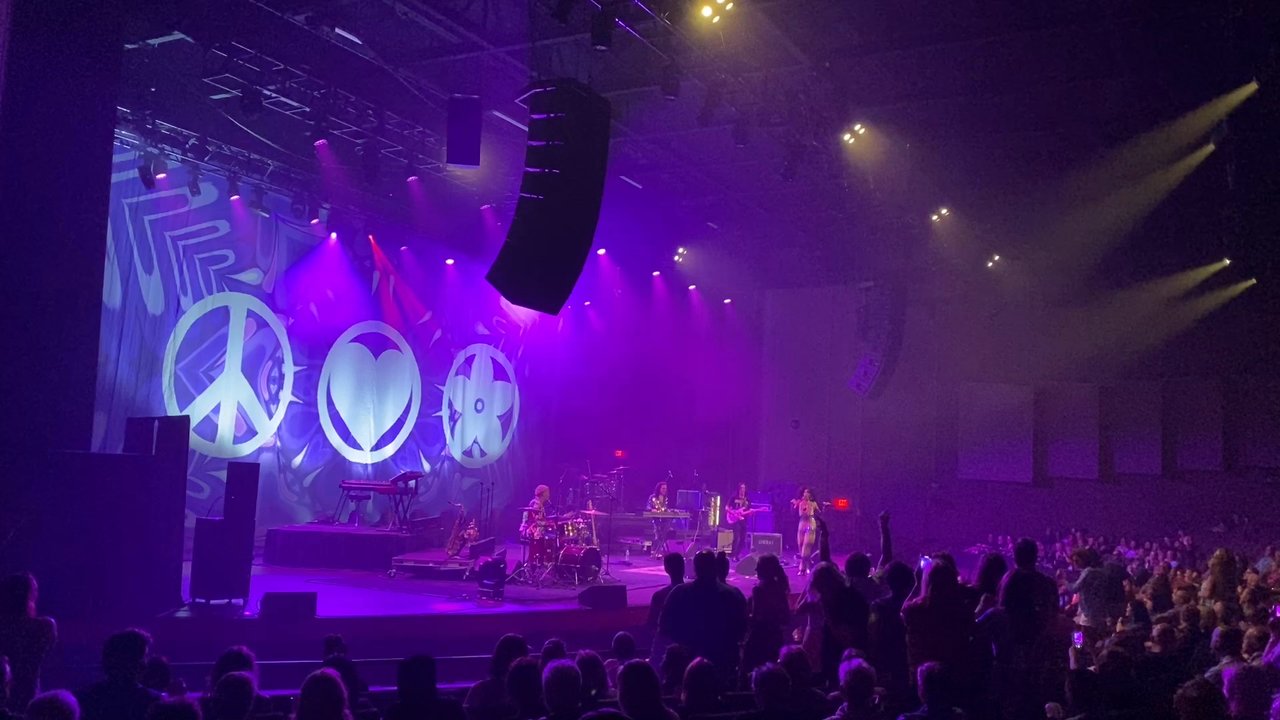 BROWN COUNTY MUSIC CENTER - Updated May 2026 - 65 Photos & 38 Reviews ...
