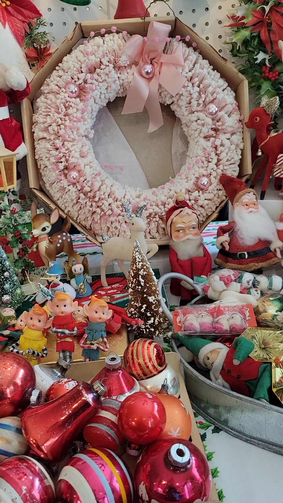 Whatnot - VINTAGE CHRISTMAS WEEKLY SHOW Livestream by kluvsdogs33 # ...