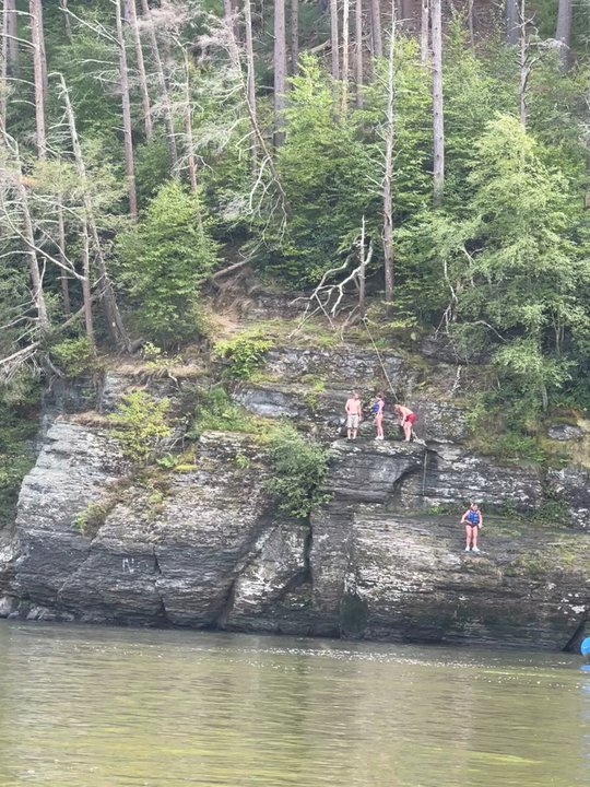 SILVER CANOE & WHITEWATER RAFTING - TEMP. CLOSED - Updated October 2025 ...