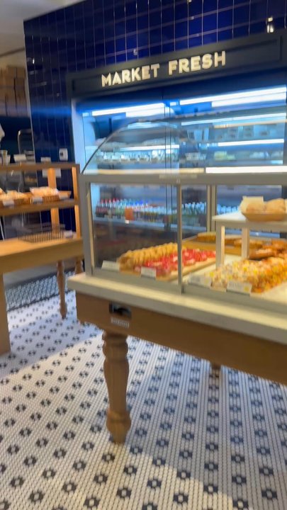 PARIS BAGUETTE - Updated December 2025 - 166 Photos & 74 Reviews - 3420 ...