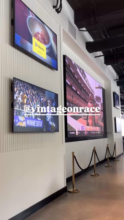 VINTAGE ON RACE - Updated May 2025 - 61 Photos & 23 Reviews - 500 Race St, Cincinnati, Ohio ...