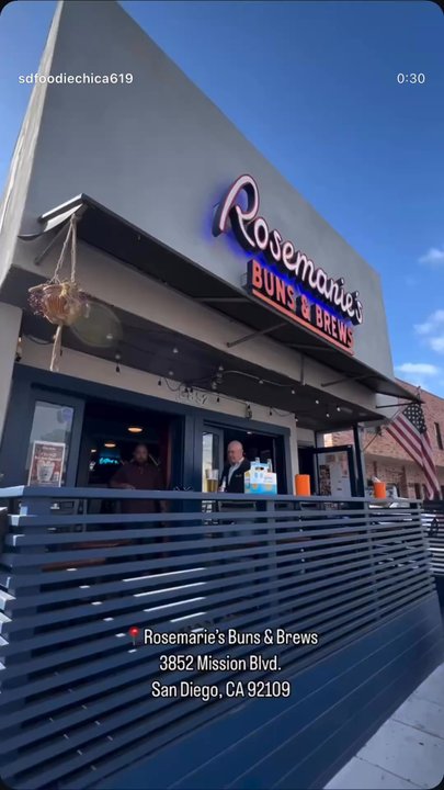 ROSEMARIE’S BUNS AND BREWS - Updated July 2025 - 109 Photos & 83 ...