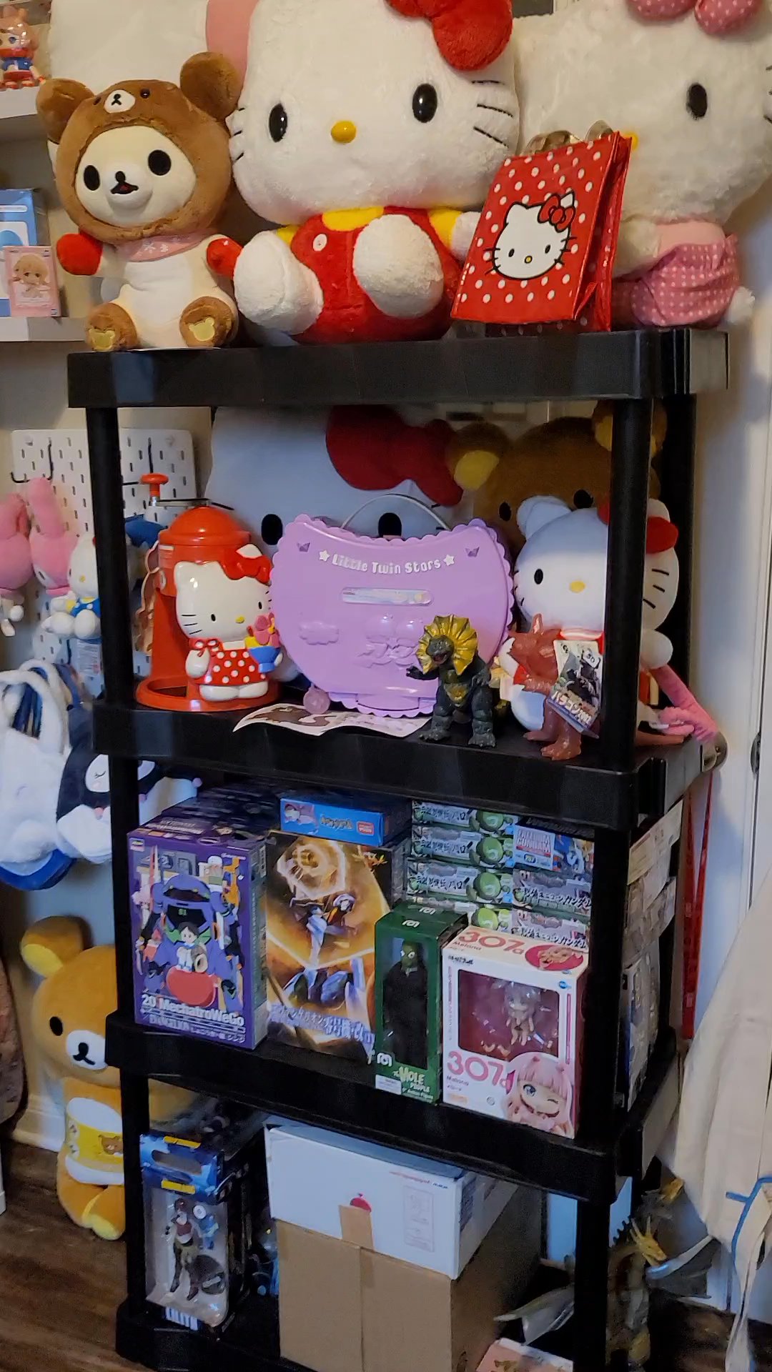 Whatnot - Variety Show ~ Kaiju, Sanrio, Model Kits and more Livestream ...