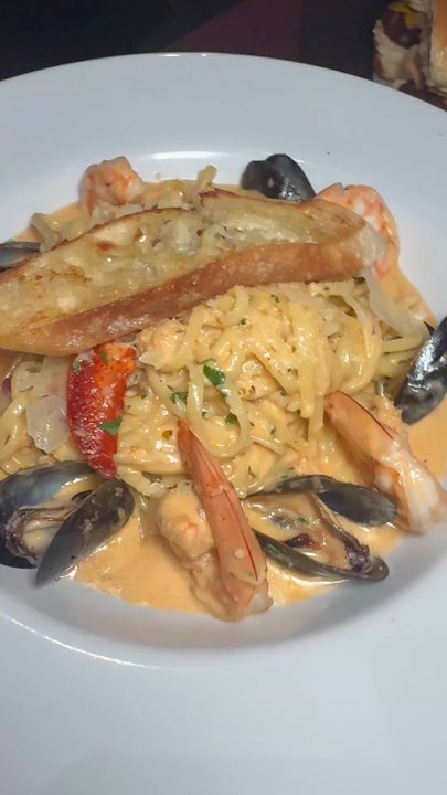 DOCKS OFF 5TH - Updated April 2025 - 263 Photos & 49 Reviews - 25 W ...