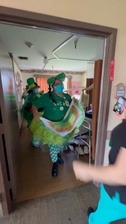 KAWEAH MANOR - Updated April 2025 - 10 Reviews - 3710 W Tulare Ave ...