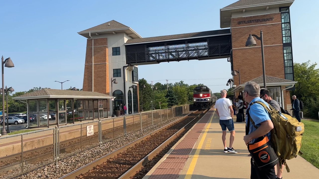STURTEVANT AMTRAK STATION - SVT - Updated March 2026 - 16 Photos - 9900 ...