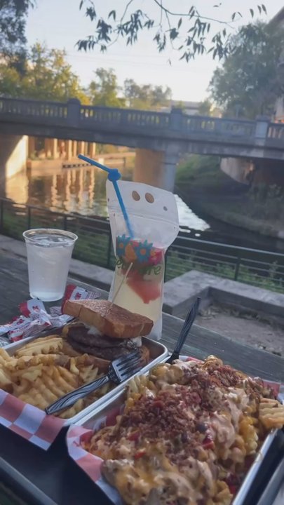 ELSEWHERE GARDEN BAR & KITCHEN - Updated December 2025 - 1096 Photos ...