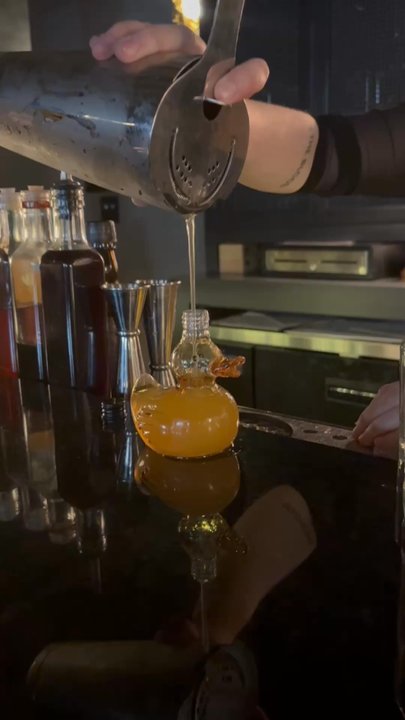 MACHINE COCKTAIL BAR - Updated October 2025 - 141 Photos & 25 Reviews ...