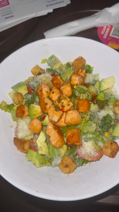 MOVIEHOUSE & EATERY BY CINÉPOLIS - Updated December 2025 - 642 Photos ...