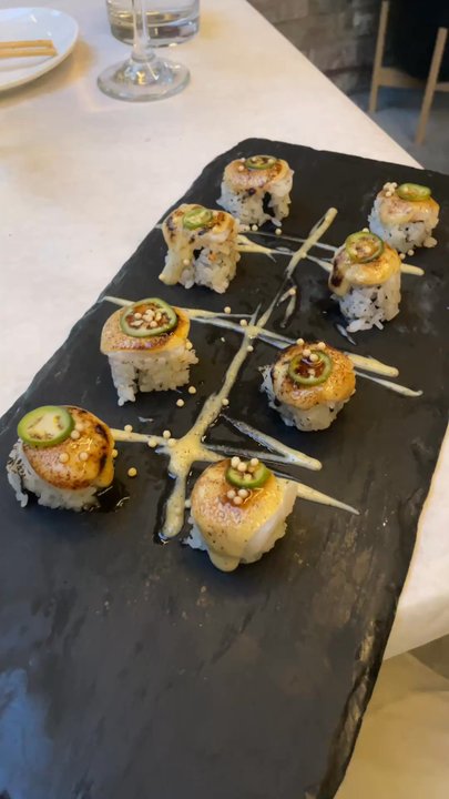 EIGHT SUSHI LOUNGE - Updated October 2025 - 3676 Photos & 1511 Reviews ...