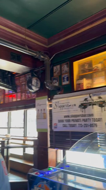 SLUGGERS WORLD CLASS SPORTS BAR - Updated October 2025 - 212 Photos ...