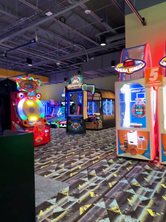 ROUND1 BOWLING & ARCADE - CHANDLER - Updated August 2025 - 95 Photos ...
