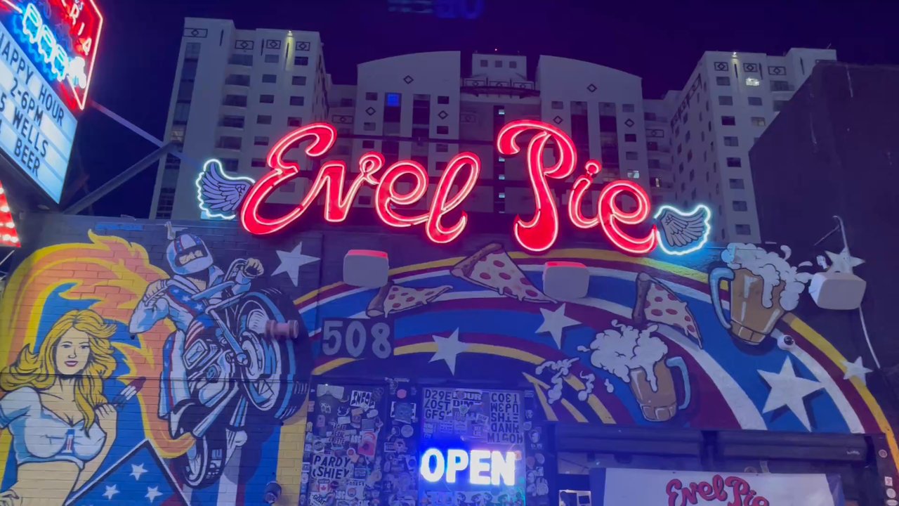 EVEL PIE - Updated October 2025 - 2721 Photos & 1950 Reviews - 508 ...