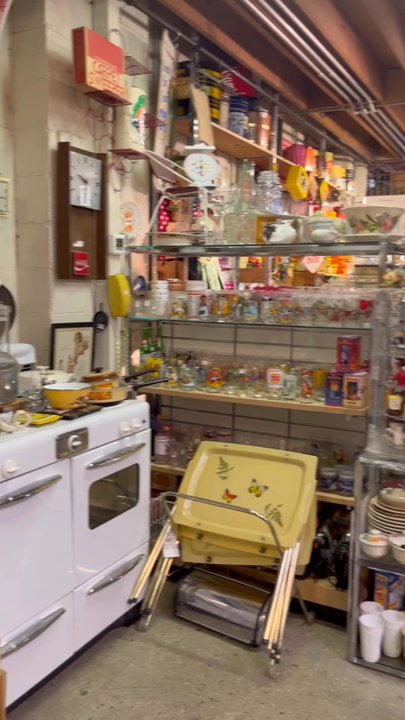 FLOWER CHILD - Updated July 2025 - 143 Photos & 110 Reviews - 233 E 5th ...