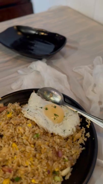 SEAHOLIC - Updated August 2025 - 401 Photos & 200 Reviews - 2211 N Fry ...