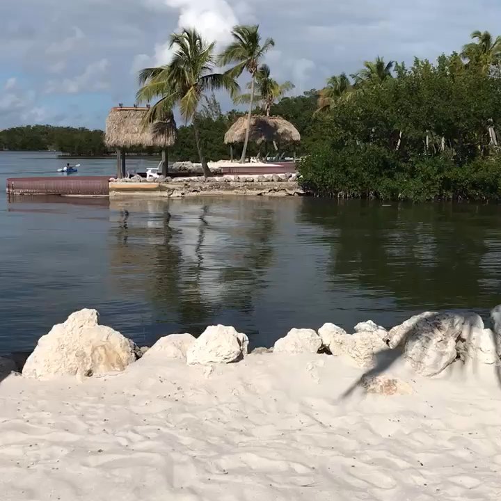 DOLPHIN POINT VILLAS - Updated December 2025 - 21 Photos & 16 Reviews ...