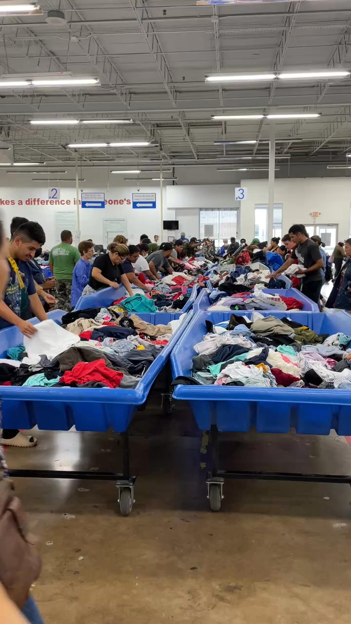 Whatnot - World Famous LIVE from the BINS! Livestream by fliptheworldtx ...