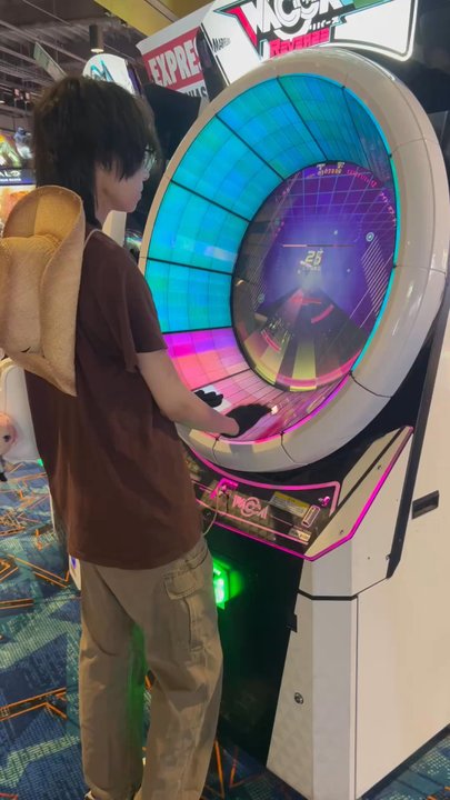 ROUND1 BOWLING & ARCADE - BURBANK - Updated December 2025 - 433 Photos ...