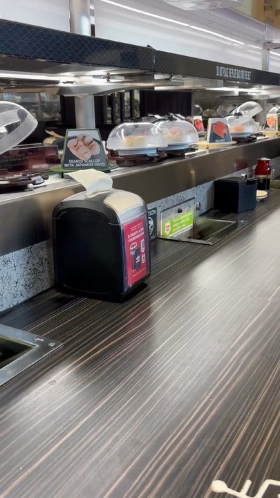 KURA REVOLVING SUSHI BAR - Updated July 2026 - 42 Photos & 24 Reviews ...