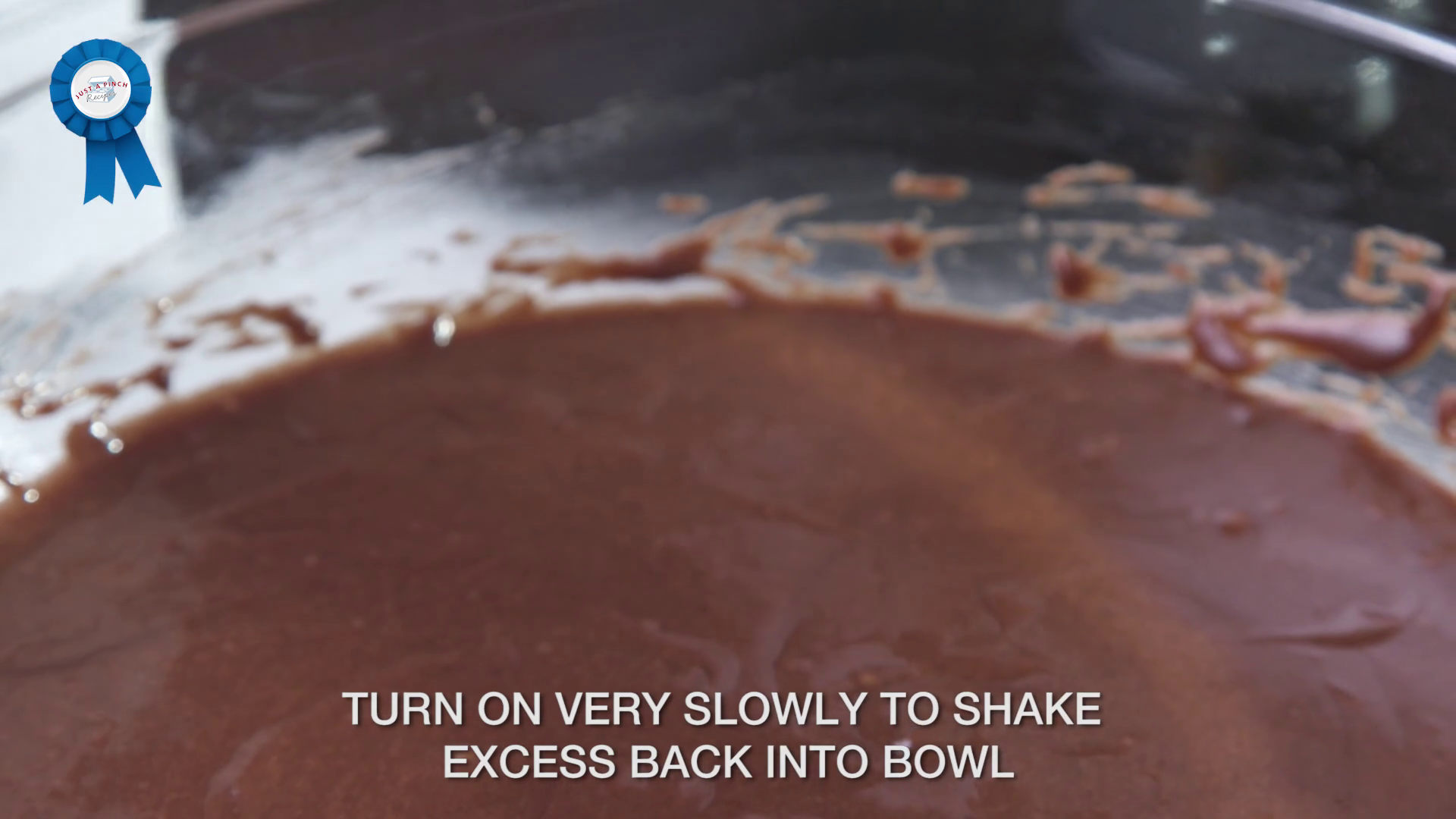 Video How to Use Hand & Stand Mixers | Just A Pinch