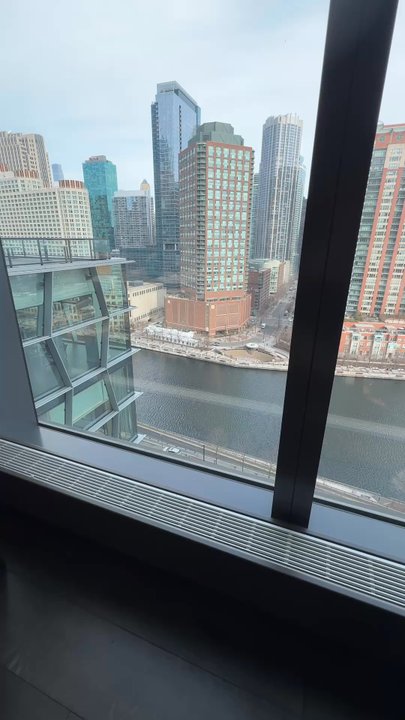 MIRU - Updated July 2025 - 883 Photos & 262 Reviews - 401 E Wacker Dr ...