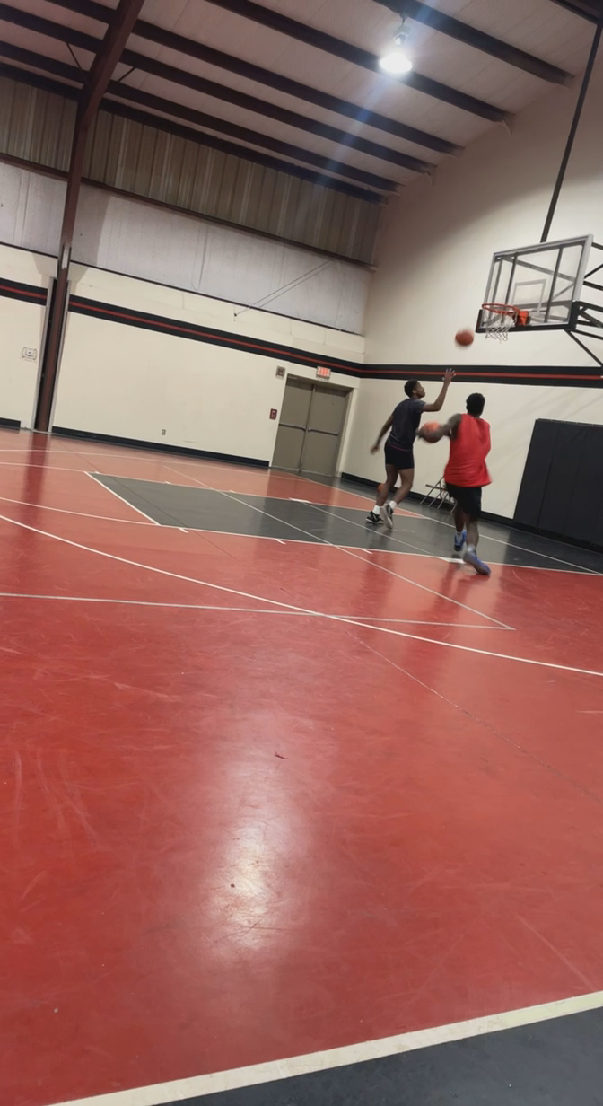 Watch "Side step dunk" - Elliot David's Basketball Videos | FieldLevel