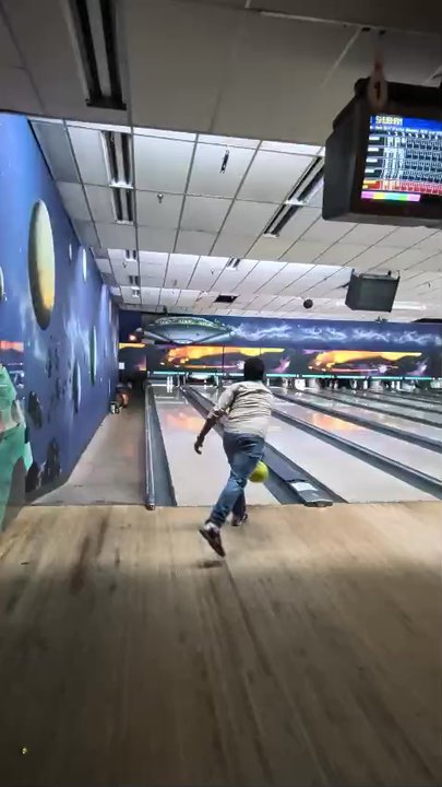 REVS BOWLING & ENTERTAINMENT CENTRE - Updated April 2026 - 75 Photos ...