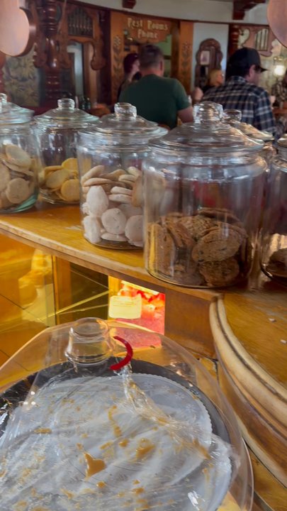 MADONNA INN COPPER CAFE - Updated April 2025 - 2236 Photos & 1175 ...