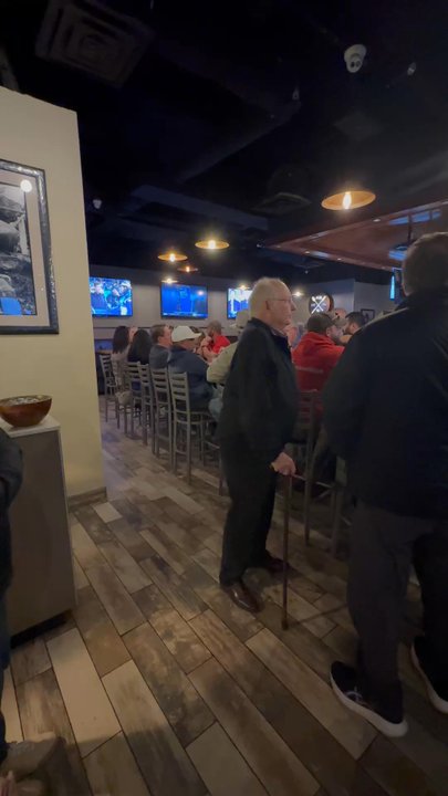 PUB W - Updated June 2026 - 439 Photos & 361 Reviews - 3121 W Memorial ...